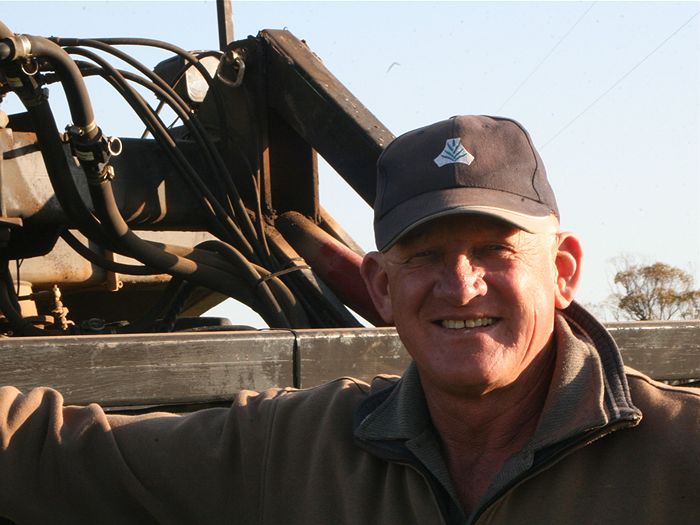 Harvester set up with Ray Harrington - Australian Herbicide Resistance ...